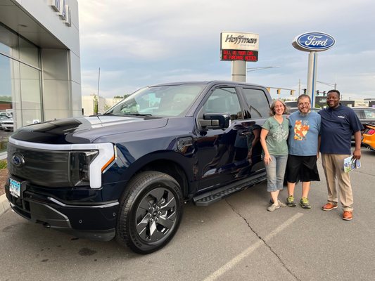 HOFFMAN FORD - Updated October 2025 - 21 Photos - 600 Connecticut Blvd, East Hartford ...