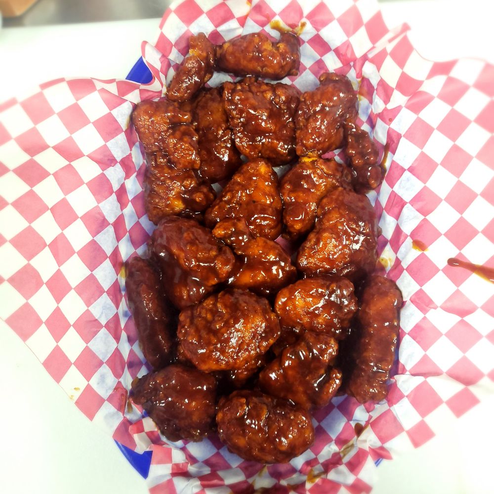 MEAN MUG WINGS & THINGS - Updated May 2024 - 3780 W Broad St, Columbus ...