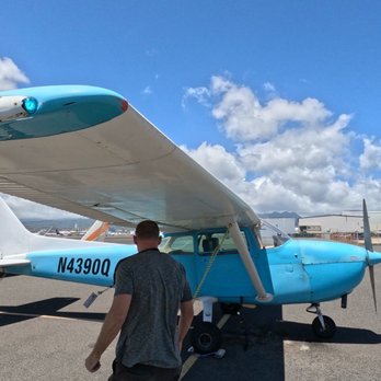LANI LEA FLIGHT SCHOOL & SKY TOURS - Updated December 2025 - 22 Photos - 134 Nakolo Pl, Honolulu ...
