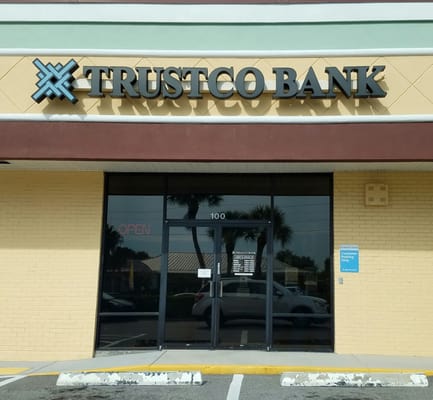 TRUSTCO BANK - 6434 N Apollo Beach Blvd, Apollo Beach, FL - Yelp