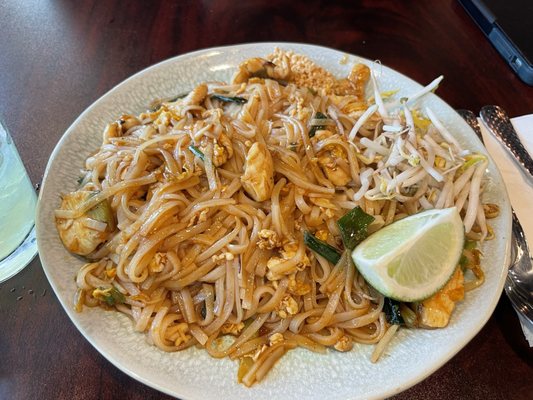 SANUN THAI - Updated July 2024 - 15 Photos & 14 Reviews - 18068 W 92nd ...