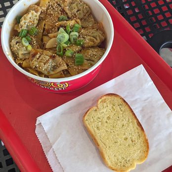 WOW SPAGHETTI - Updated May 2024 - 334 Photos & 193 Reviews - 7852 ...