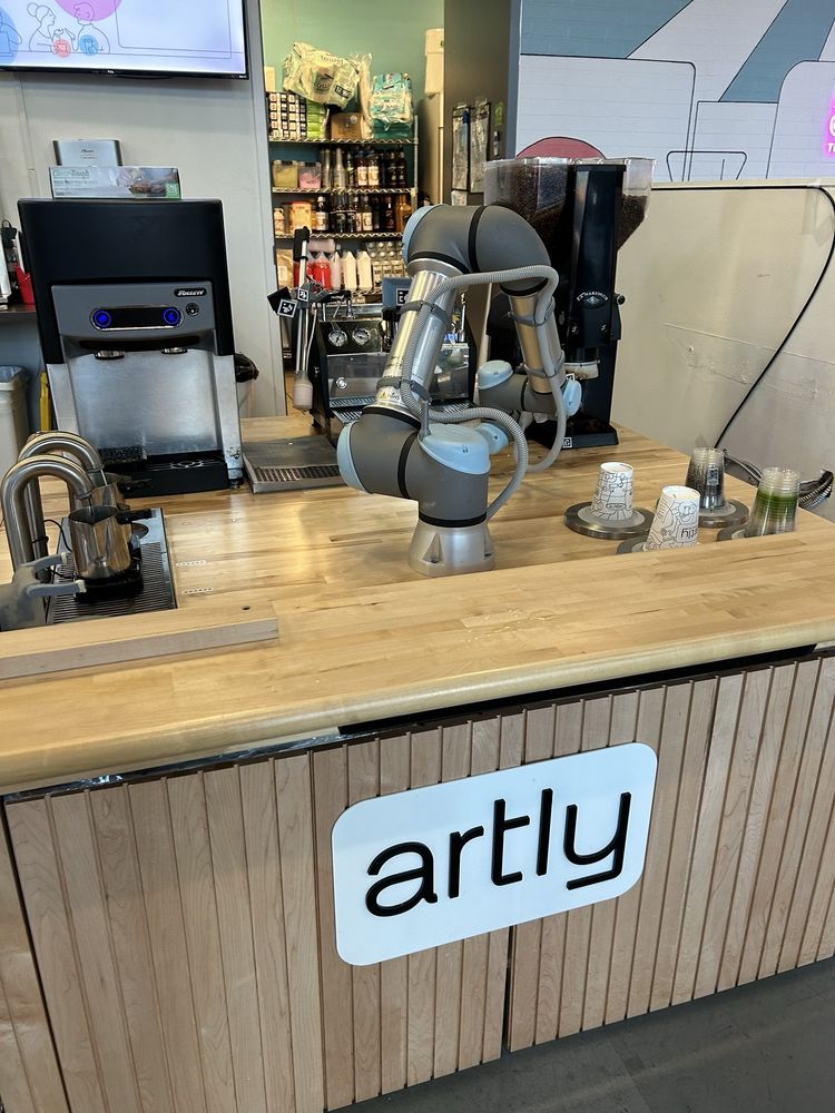 ARTLY COFFEE - Updated June 2024 - 10 Photos - 1099 Stewart St, Seattle, Washington - Macarons ...
