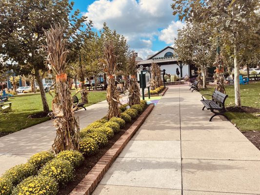 THE WATERFRONT - Updated December 2025 - 138 Photos & 71 Reviews - 285 ...