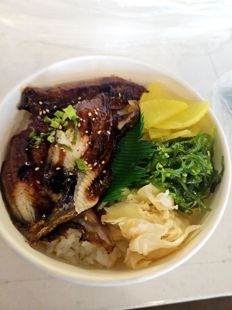 Honu’s Kalbi & Sushi Honolulu, Hawaiʻi