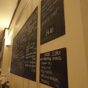 THE WALNUT - Updated December 2025 - 30 Photos - 9 Croall Place ...