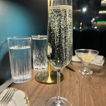 SORELLA - Updated December 2025 - 212 Photos & 124 Reviews - 1122 W ...