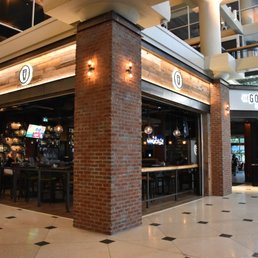 THE GOODMAN PUB & KITCHEN - Updated December 2025 - 133 Photos & 136 ...