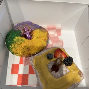 DIABLO DOUGHNUTS - 530 Photos & 309 Reviews - Donuts - 3432 S Hanover ...