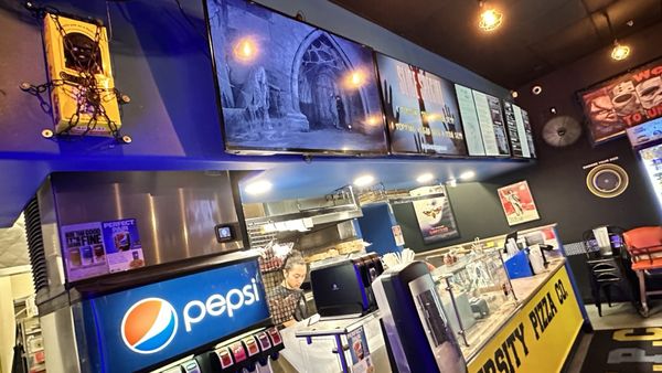 UNIVERSITY PIZZA COMPANY UPC - Updated August 2025 - 247 Photos & 193 ...