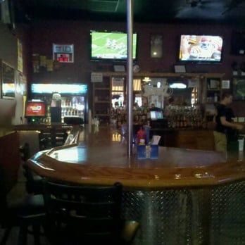 SCORZ BAR AND GRILL - Updated December 2025 - 15 Photos & 17 Reviews ...