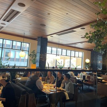 EARLS KITCHEN + BAR - Updated February 2025 - 1682 Photos & 1640 ...