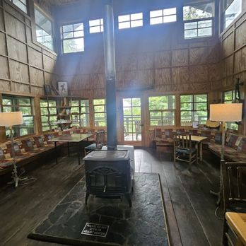 LEN FOOTE HIKE INN - Updated August 2025 - 95 Photos & 36 Reviews - 280 ...