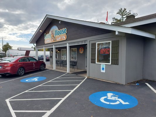 LAZY MOOSE GRILLE - Updated October 2025 - 71 Photos & 121 Reviews ...