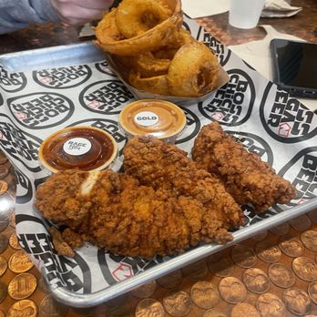 BOSS CHICKNBEER - Updated January 2026 - 237 Photos & 271 Reviews - 120 ...