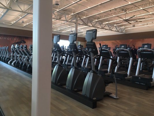 ESPORTA FITNESS - 34 Photos & 15 Reviews - Gyms - 3737 Union Rd ...