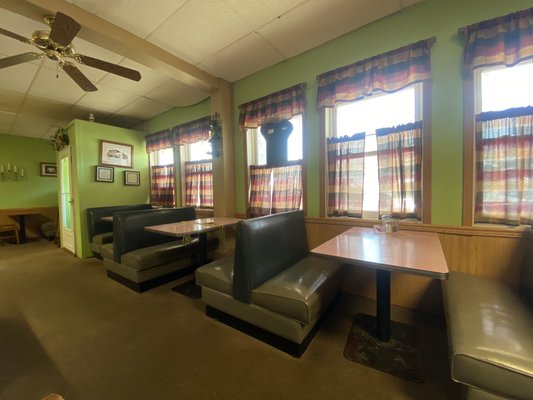 CHESTNUT FAMILY RESTAURANT - Updated December 2025 - 104 East Olive St ...