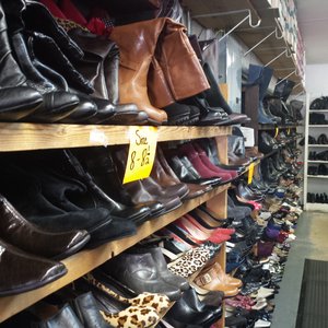 EXPRESS FOOTWEAR & RUNNING - Updated June 2025 - 1430 Interstate Dr ...