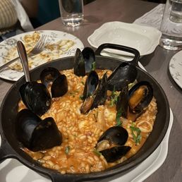 ILONA - Updated April 2025 - 429 Photos & 293 Reviews - 783 Tremont St ...