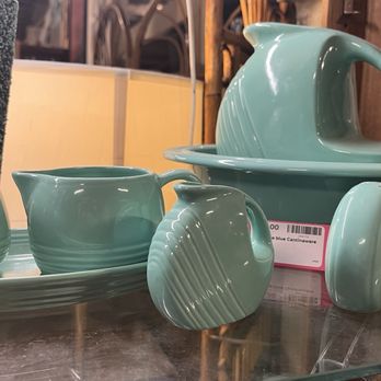 MEMORY DEN ANTIQUE MALL - Updated October 2025 - 236 Photos & 56 ...