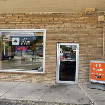 VAN’S SUSHI CAFE - Updated October 2025 - 194 Photos & 172 Reviews ...