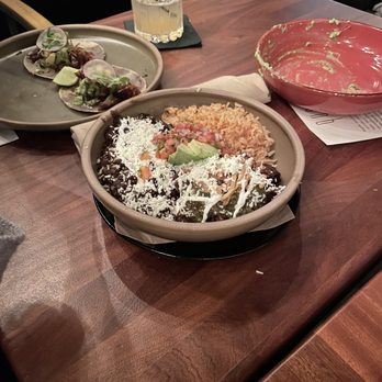 QUEMAR - Updated June 2024 - 330 Photos & 130 Reviews - 1201 Laskin Rd ...