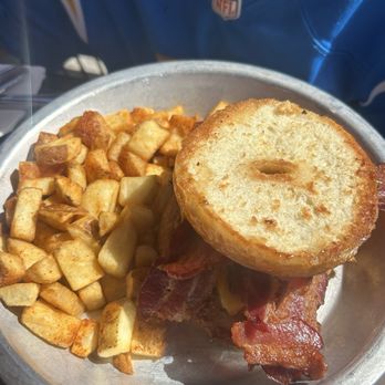 J DUB - Updated May 2025 - 502 Photos & 651 Reviews - 932 NW Bond St ...