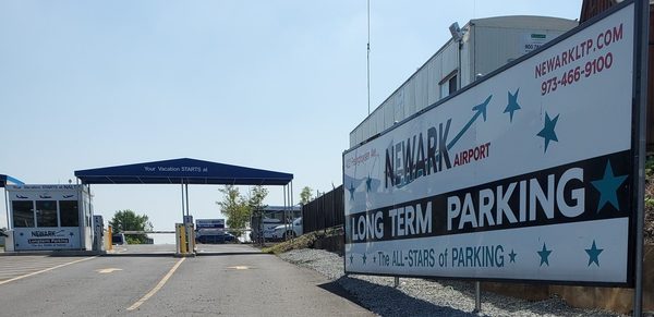 NEWARK AIRPORT LONG TERM PARKING - Updated November 2025 - 49 Photos ...