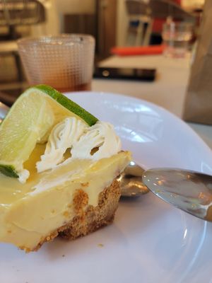 TIPSY MERMAID - 52 Photos & 29 Reviews - 135 S Main St, Zionsville ...