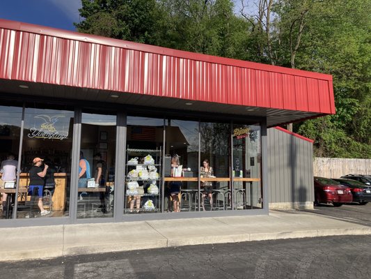 OFF THE RAILS BARBEQUE & DRAFTHOUSE - 73 Photos & 93 Reviews - 549 ...