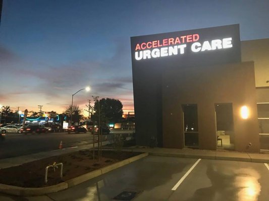 ACCELERATED URGENT CARE - Updated January 2026 - 15 Photos & 78 Reviews - 2400 K St, Bakersfield ...