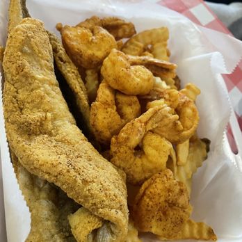 LADY FANNIE MAE’S ULTIMATE FISH FRY - Updated March 2026 - 87 Photos ...