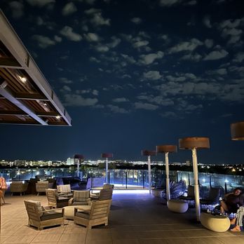 LEVEL 5 ROOFTOP RESTAURANT - Updated December 2025 - 591 Photos & 310 ...