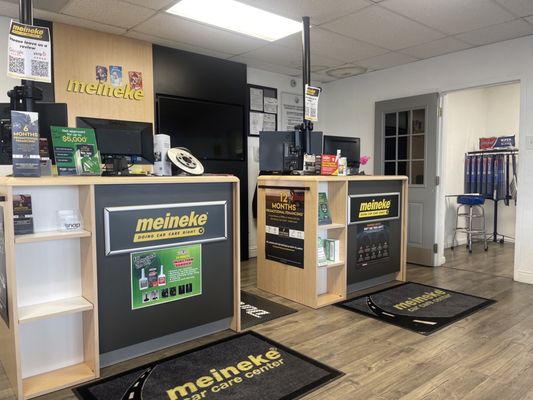 MEINEKE CAR CARE CENTER - Updated October 2025 - 27 Photos & 128 ...