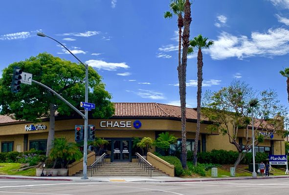 CHASE BANK - Updated December 2025 - 33 Reviews - 3609 Midway Dr, San ...