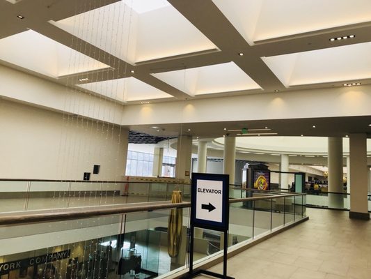 BURBANK TOWN CENTER - 297 Photos & 211 Reviews - Shopping Centers - 201 ...