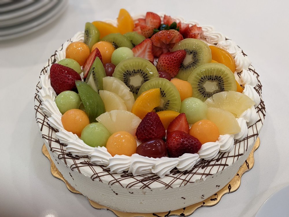 MAXIM’S BAKERY - Updated October 2025 - 21 Photos & 14 Reviews - 10153 ...