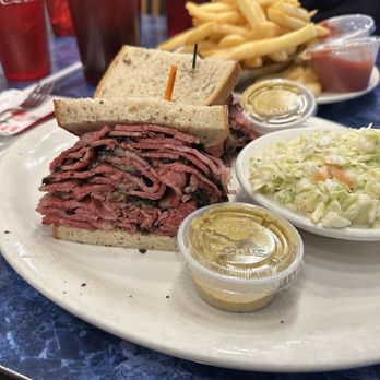 HAROLD’S NEW YORK DELI - Updated May 2024 - 1933 Photos & 1263 Reviews ...