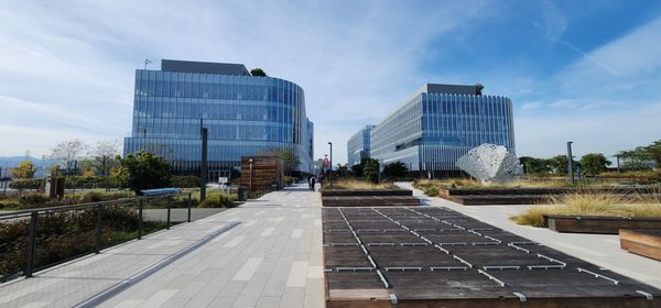 META STORE - Updated December 2025 - 24 Photos & 10 Reviews - 322 ...