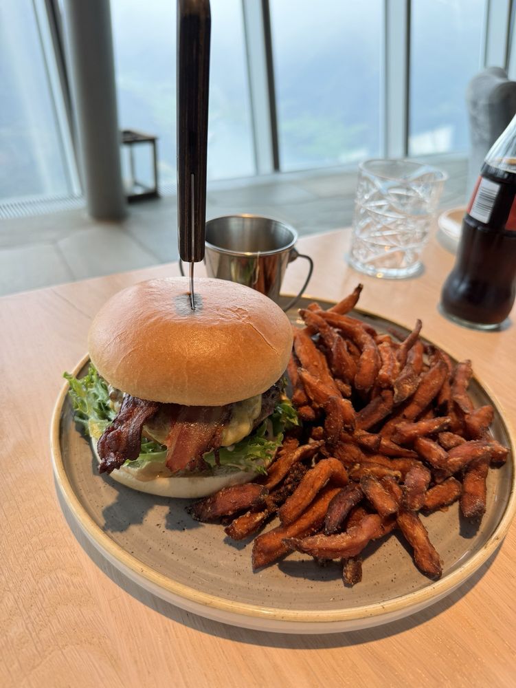 HOVEN RESTAURANT AS - Updated August 2025 - 18 Photos - På Toppen Av ...