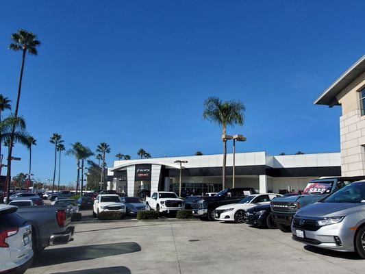 TUSTIN BUICK GMC - Updated January 2026 - 304 Photos & 1139 Reviews - 1 ...