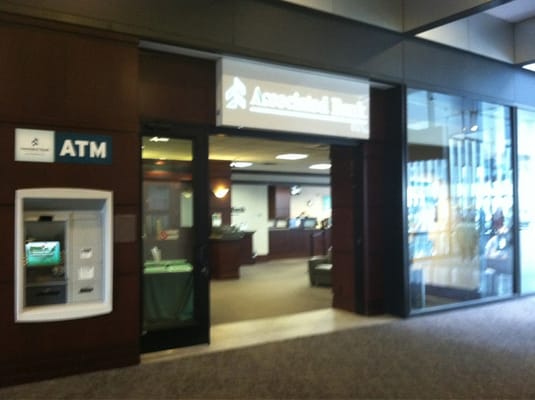 ASSOCIATED BANK - Updated January 2026 - 13 Photos & 10 Reviews - 733 ...