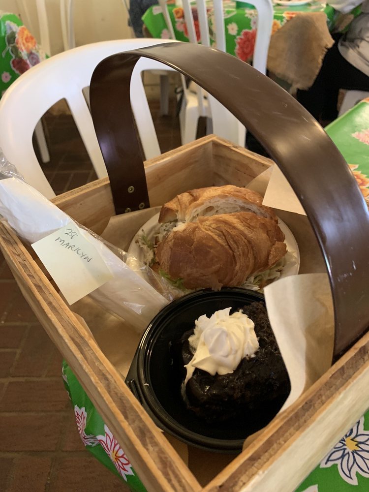 BACK PORCH - 141 Photos & 57 Reviews - 115 County Rd 557A, Lake Alfred ...