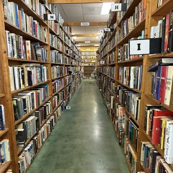 BOOKMAN - Updated January 2026 - 207 Photos & 305 Real Reviews - 320 E ...