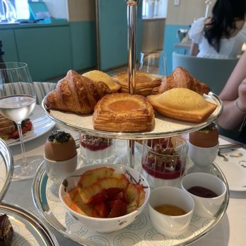 THE BLUE BOX CAFE - 435 Photos & 79 Reviews - 727 5th Ave, New York ...