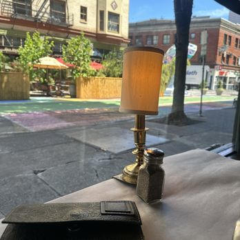 JAKE’S FAMOUS CRAWFISH - Updated December 2024 - 2069 Photos & 1977 ...