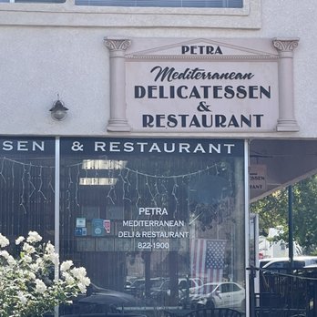 PETRA MEDITERRANEAN RESTAURANT - Updated June 2024 - 136 Photos & 300 ...