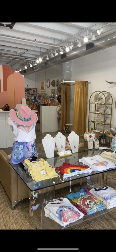 MAMIE RUTH M.LIZ - Updated April 2024 - 66 Photos - 102 E Liberty St ...