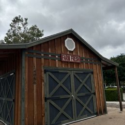 HAMBURGER FACTORY FAMILY RESTAURANT - Updated March 2025 - 711 Photos ...