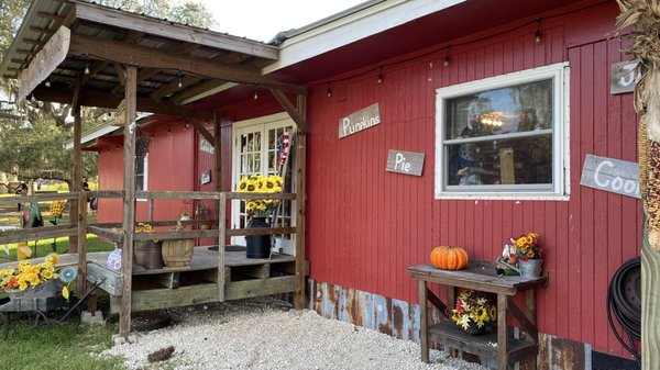 HARVEST HOLLER CORN MAZE - Updated November 2024 - 43 Photos & 16 ...